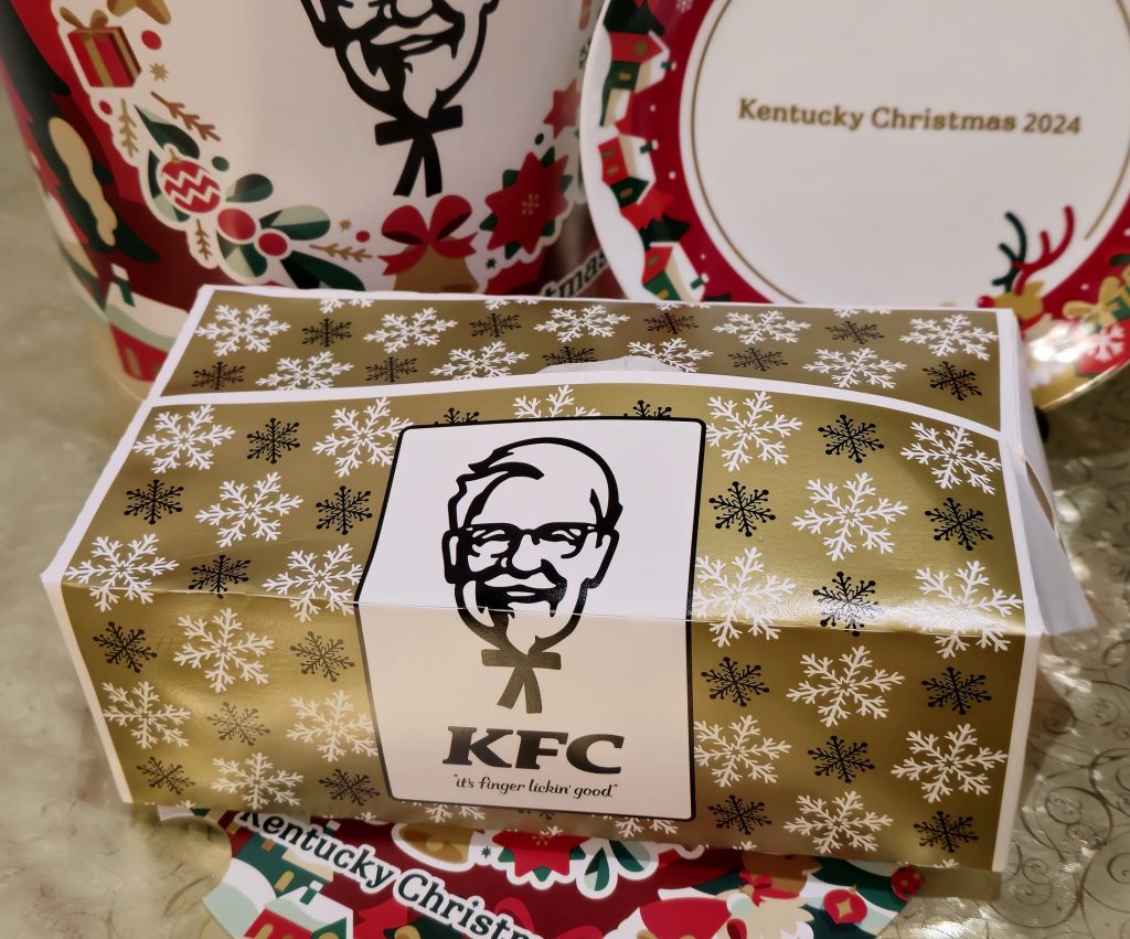 KFC Christmas 2024 in Japan - Swaps4